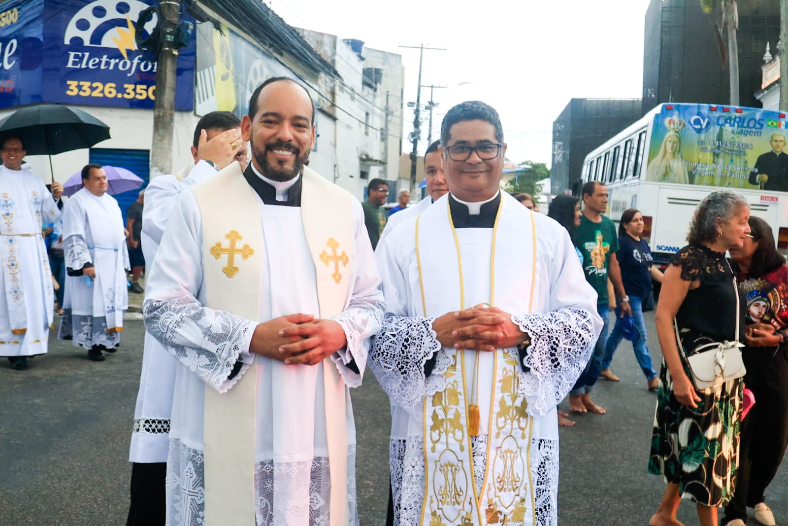Fiéis lotam ruas do Centro em procissão para celebrar Padroeira de Maceió