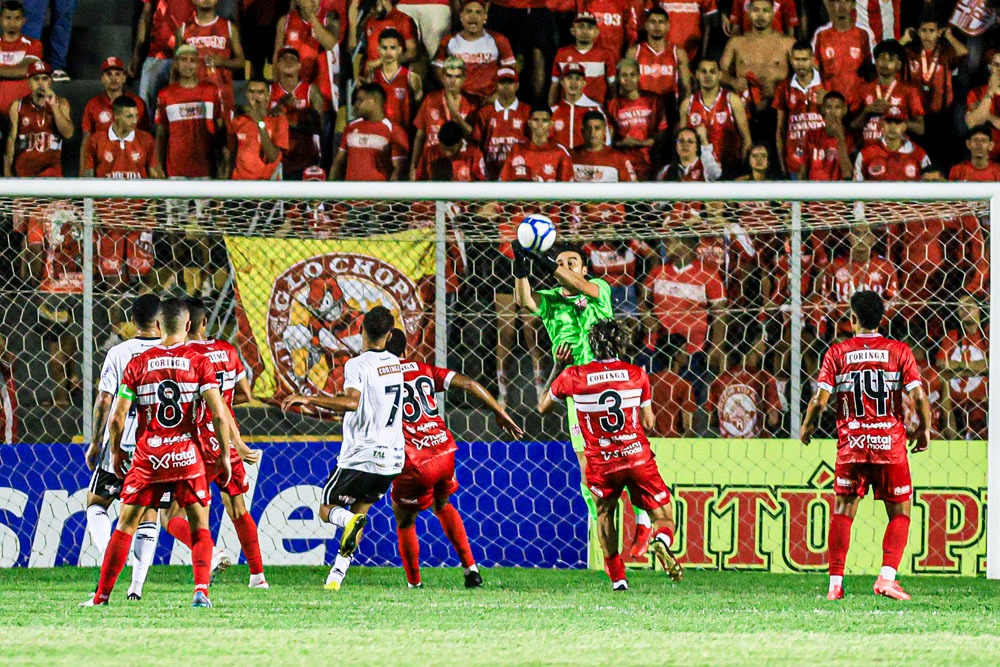 ASA domina, CRB equilibra e Mateus Albino brilha no 0 a 0 em Arapiraca.