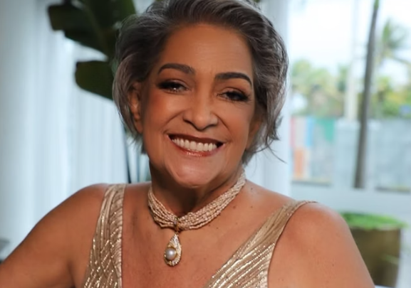 Morre a influenciadora Fernanda Britto, aos 64 anos
