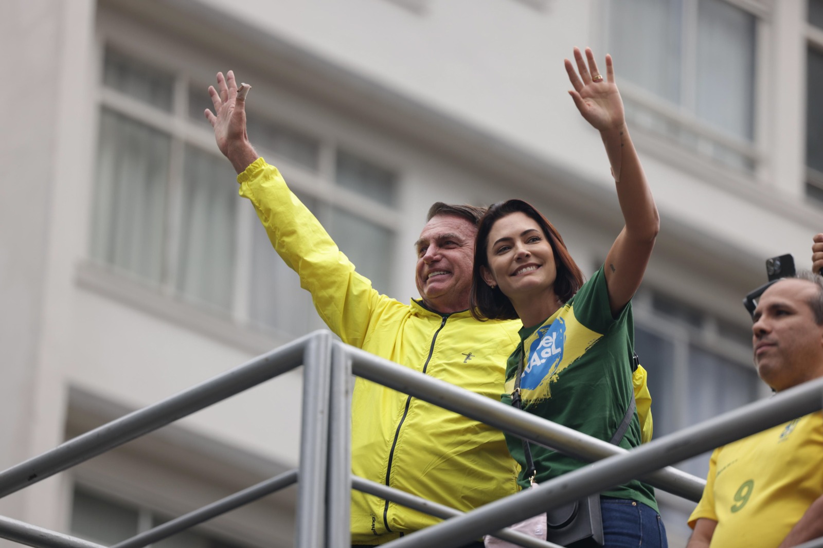 Michelle deve assumir a liderança da direita sem Bolsonaro, diz líder