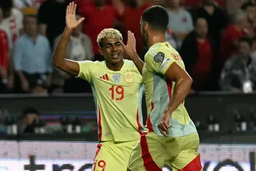 Espanha atropela Turquia por 6 a 0 nas Eliminatórias com hat-trick de ...