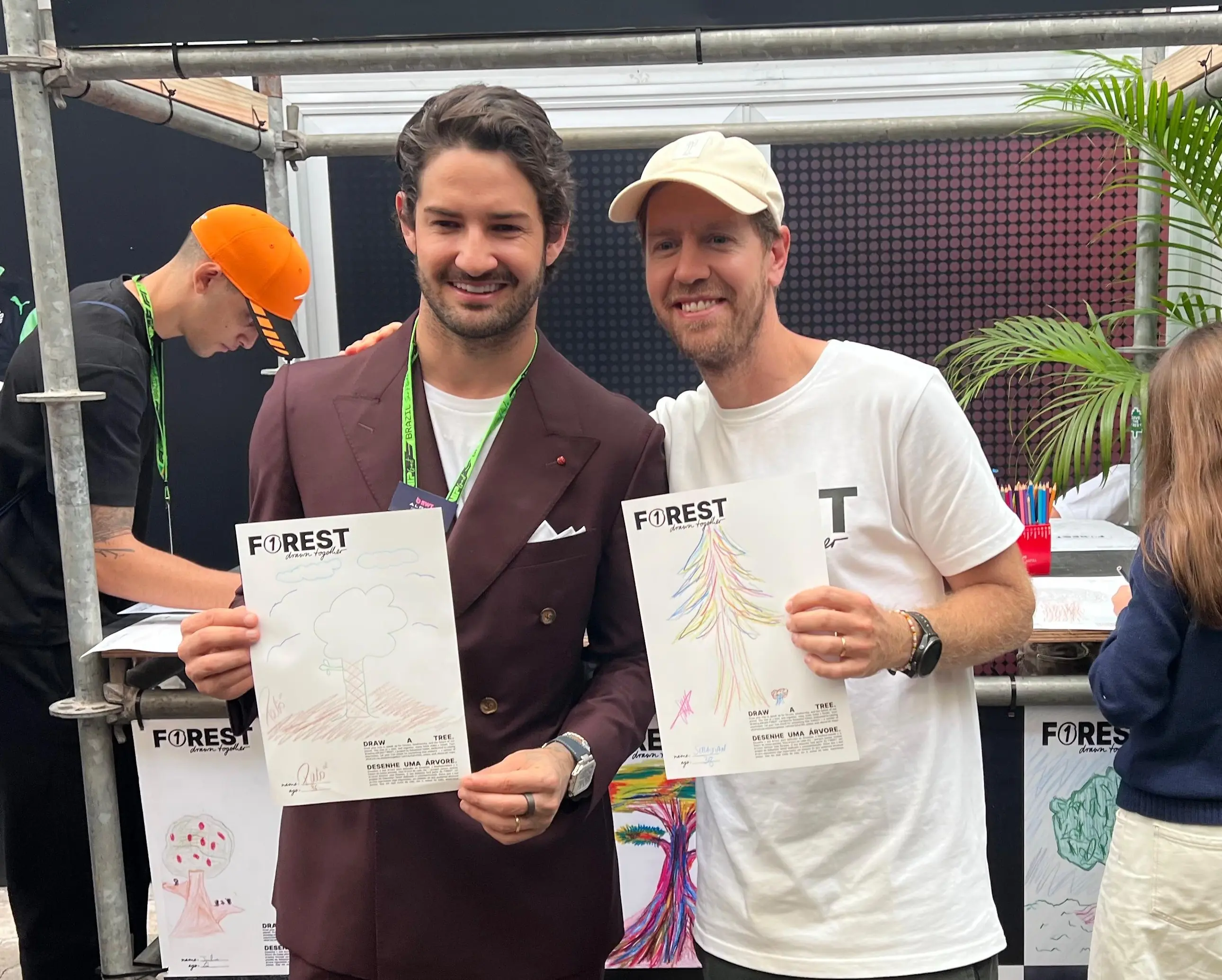 Alexandre Pato e Sebastian Vettel se encontram em Interlagos antes do ...