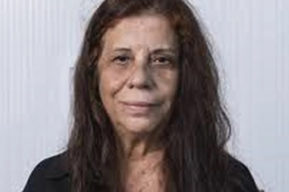 Após filha relatar sumiço, atriz Maria Gladys é vista pelas ruas do RJ