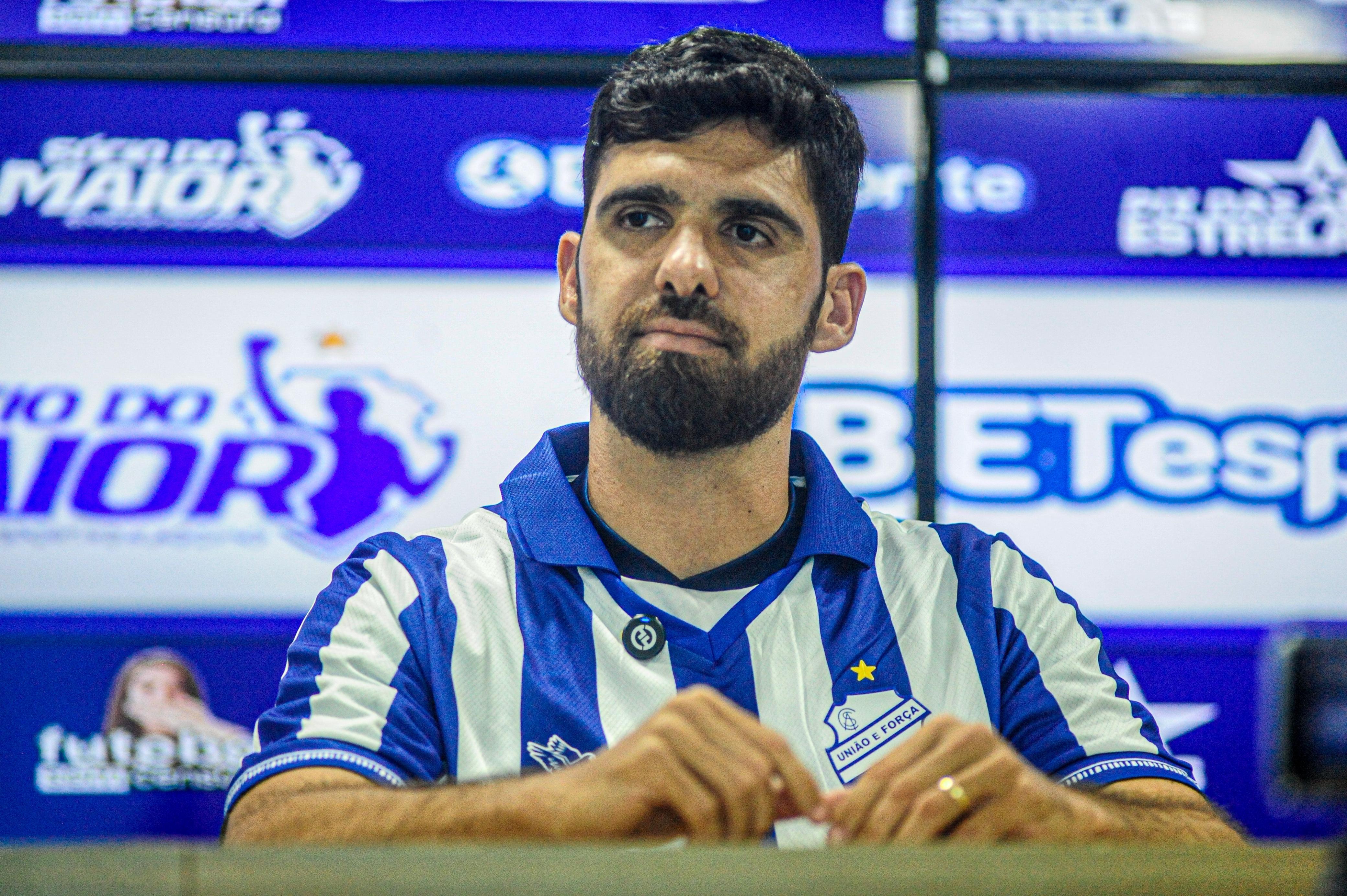 Rayan relembra acessos e projeta novo sucesso no CSA: "Vim para fazer ...
