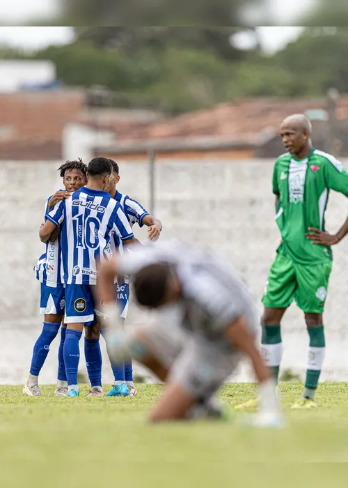 Vitinho celebra 1º gol profissional na vitória do CSA sobre Dimensão ...