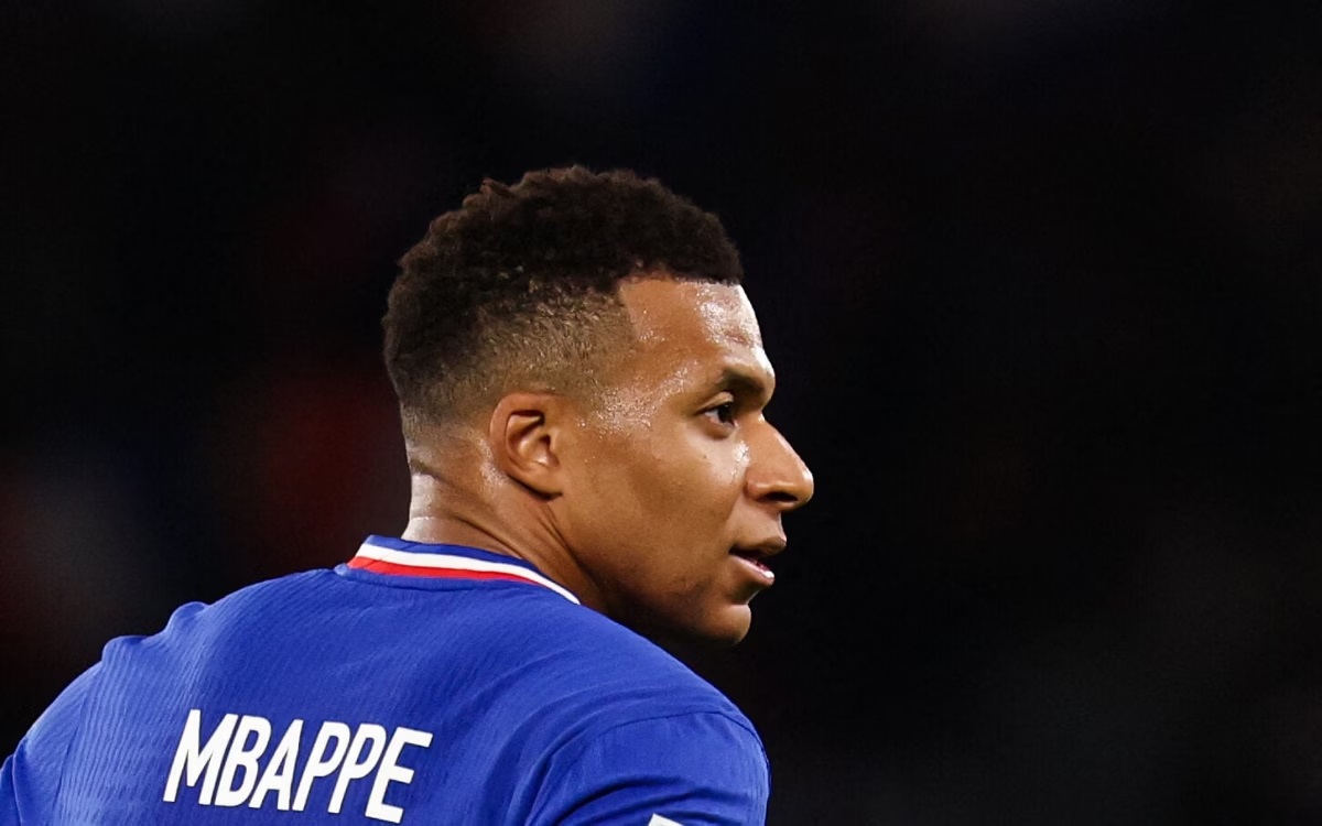 Declaração de Kylian Mbappé agita torcida do Flamengo: '2028'
