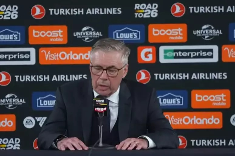Ancelotti diz que Wesley passará por exames para entender gravidade de ...