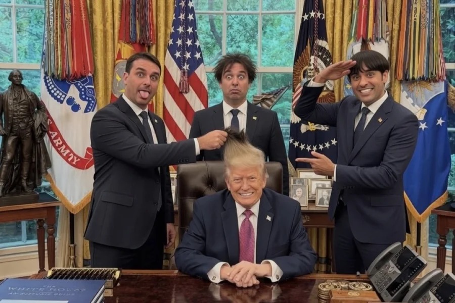 Lindbergh reage a encontro de Flávio nos EUA: “Três patetas com Trump”