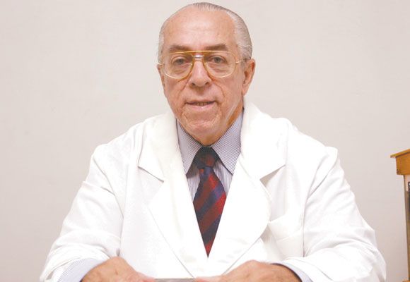 Novo boletim aponta evolução no quadro de saúde do Dr. Milton Hênio ...