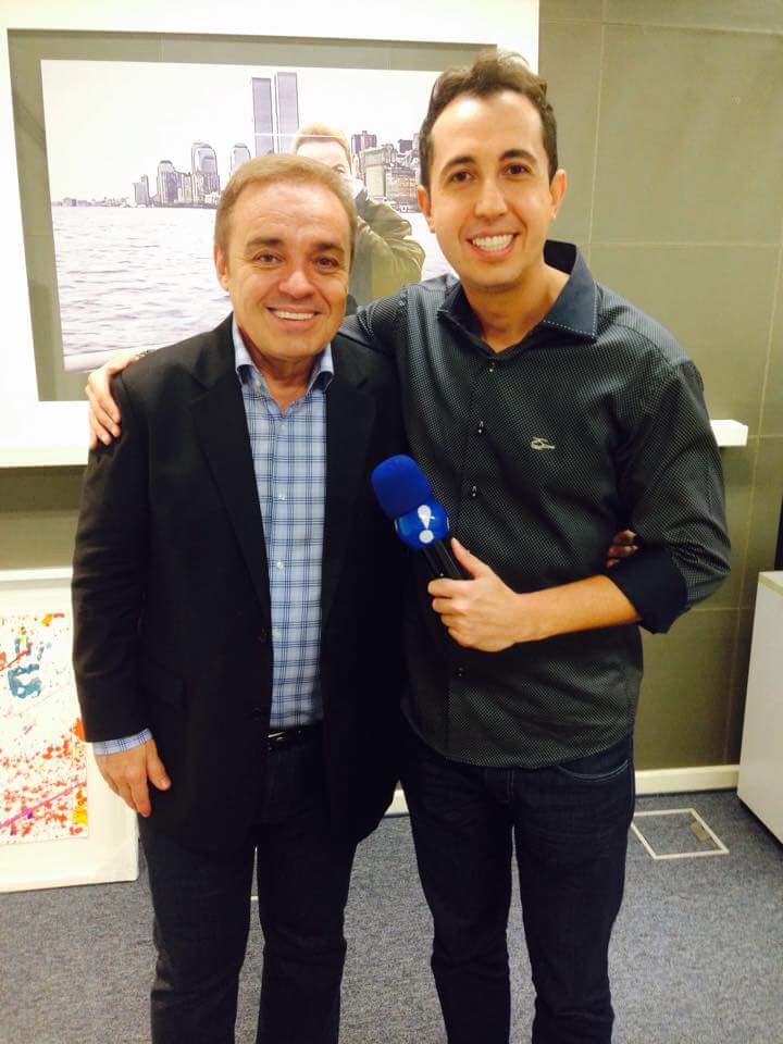 Um fofoqueiro de elite: Thiago Rocha é o nosso entrevistado de Domingo