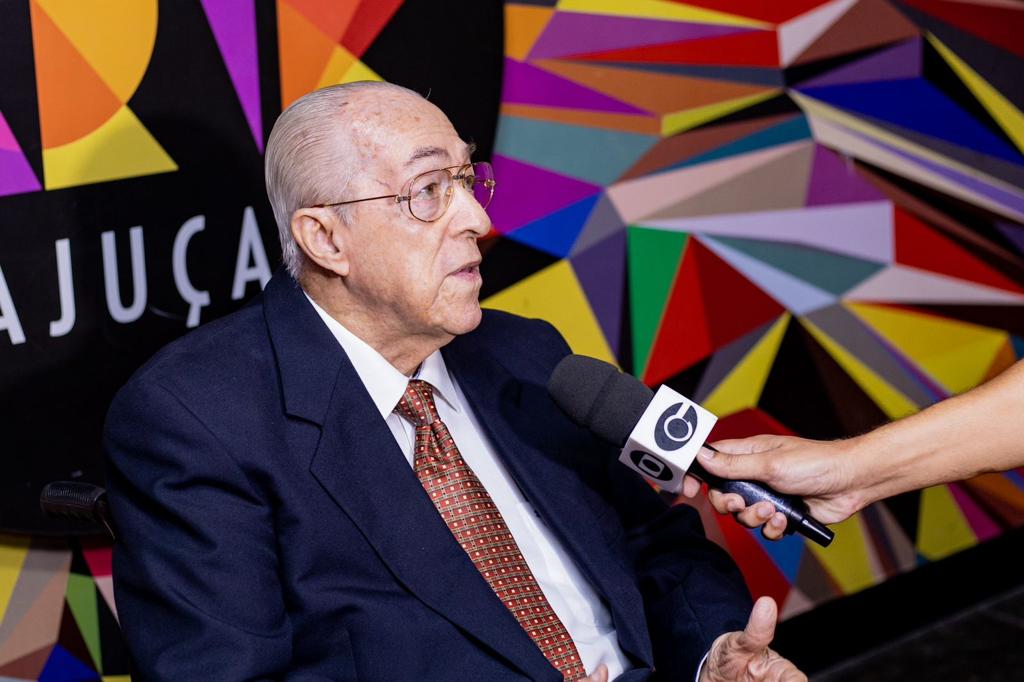 Lançamento de documentário marca os 86 anos do pediatra Milton Hênio