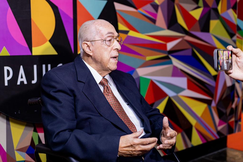 Lançamento de documentário marca os 86 anos do pediatra Milton Hênio